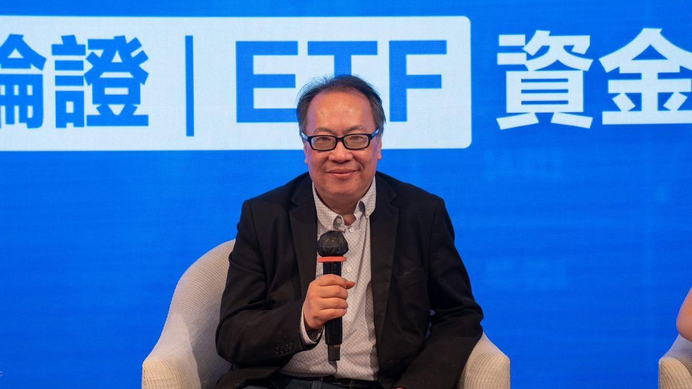 恒指4萬點｜沈大師料港股短期較波動 稱「東升西降正正展開」 | am730